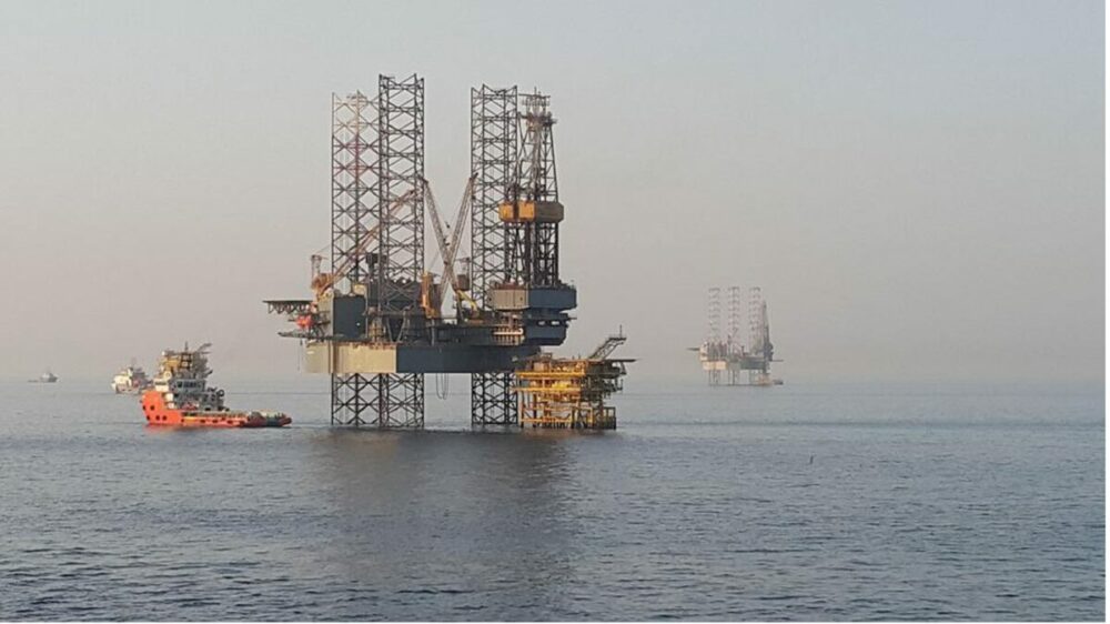 9 Types Of Oil Rigs & Their Functions Explained!