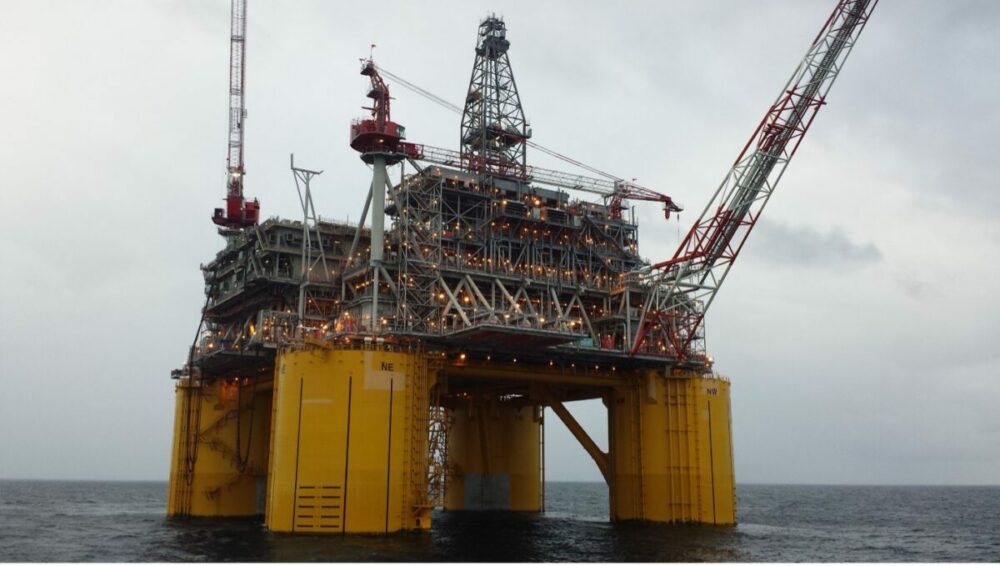 9 Types Of Oil Rigs & Their Functions Explained!