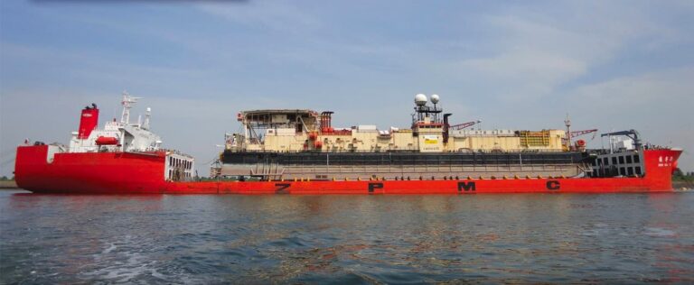10 Biggest Heavy Lift Ships In The World - Maritime Page