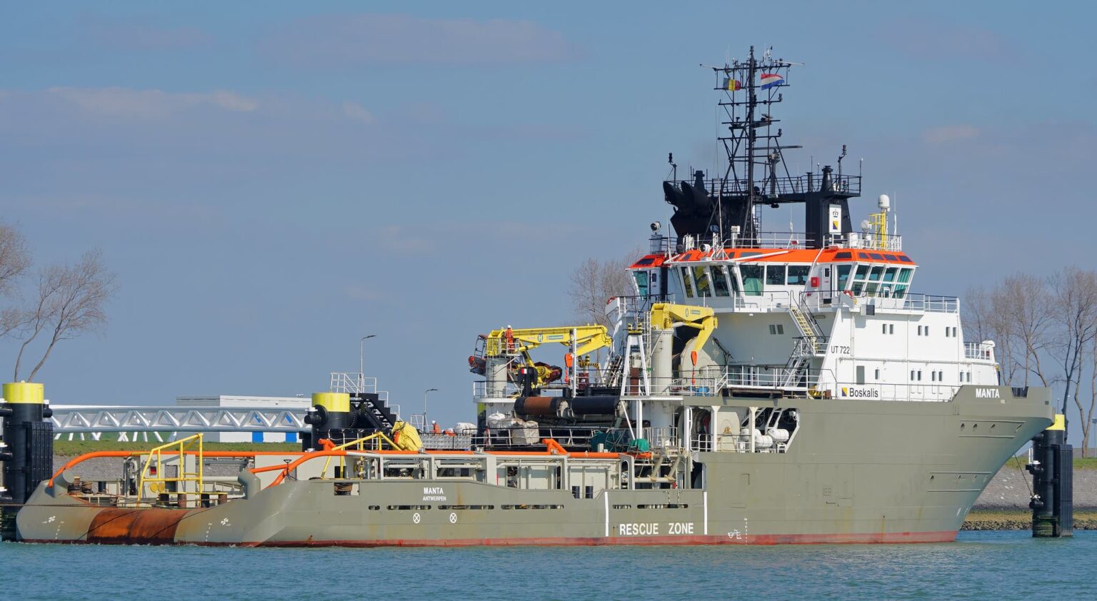 What Are Anchor Handling Tug Supply (AHTS) Vessels?