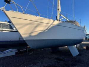 What Is Keel On Ships And Boat? Types Of Keel Explained!