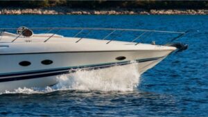 How Fast Can A Boat Go? 15 Examples Of Boat Speeds