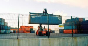 What Does A Longshoreman Do? - Maritime Page